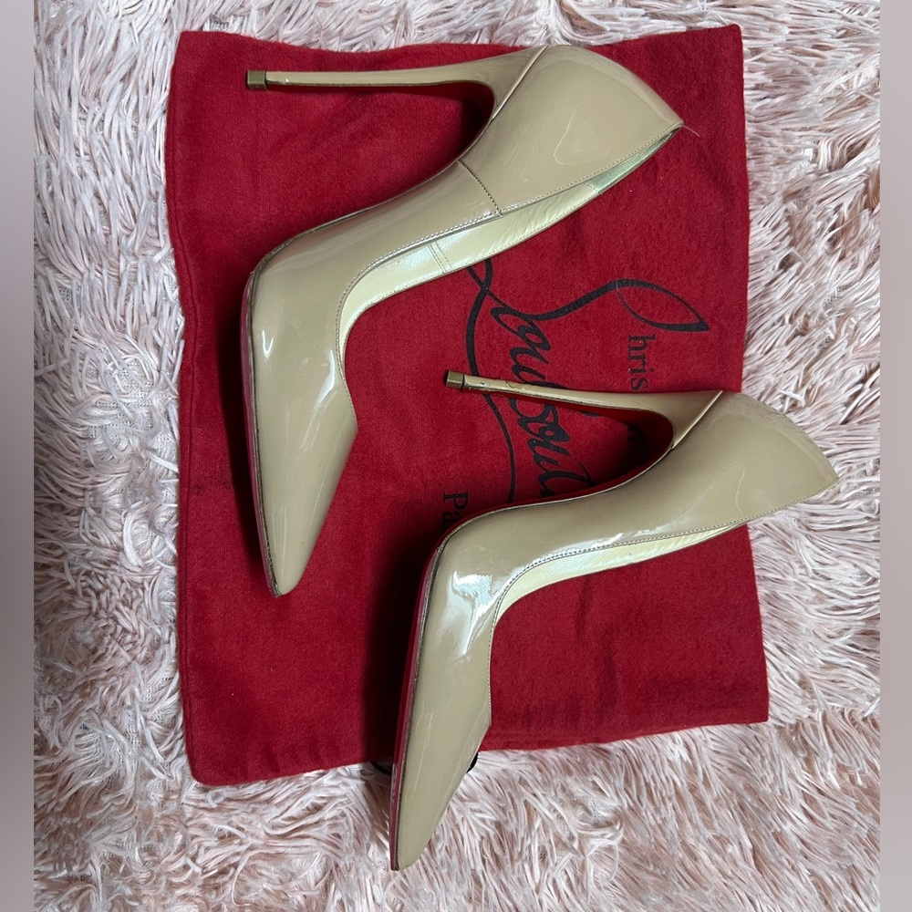 Christian Louboutin So Kate - Gem